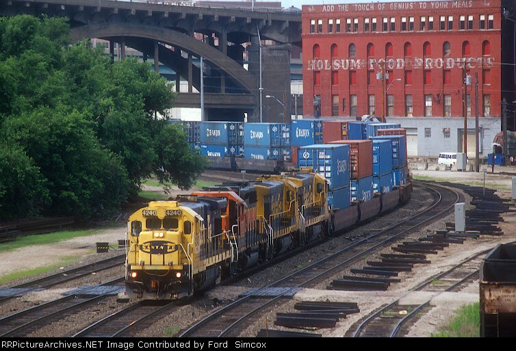 BNSF 4240 @ Old Union Depot